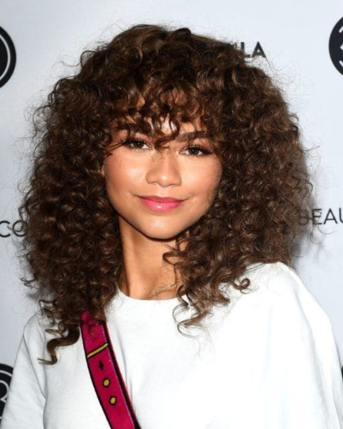 Cortes de Cabelo para Disfarçar Testa Grande: Guia Completo – Crescendo ...