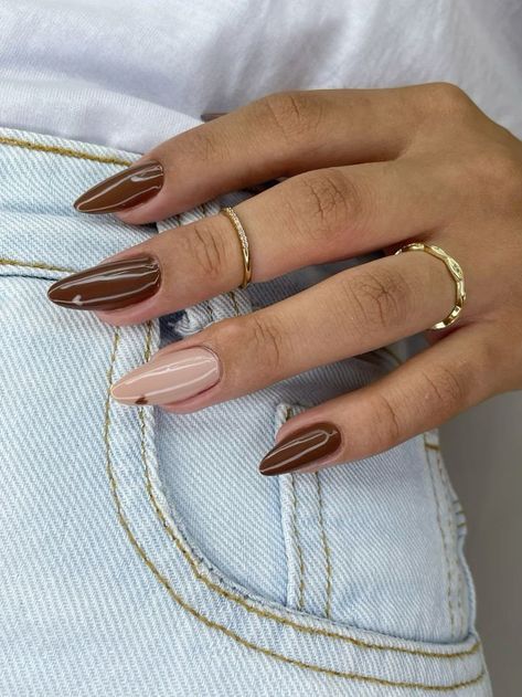 7 Unhas marrom mocha mousse a cor escolhida pela pantone - Crescendo ...